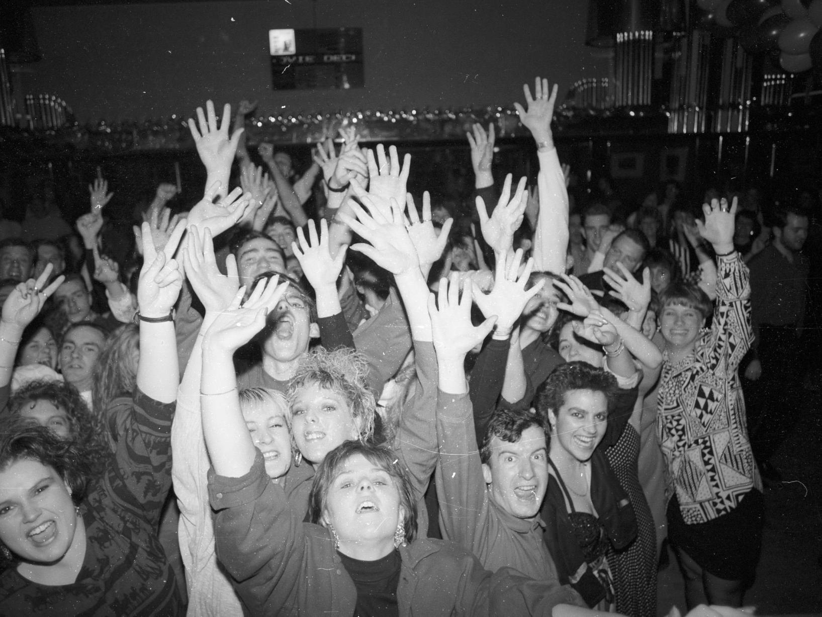 21 photos take you inside Leeds nightclubs at Christmas in the 1990s