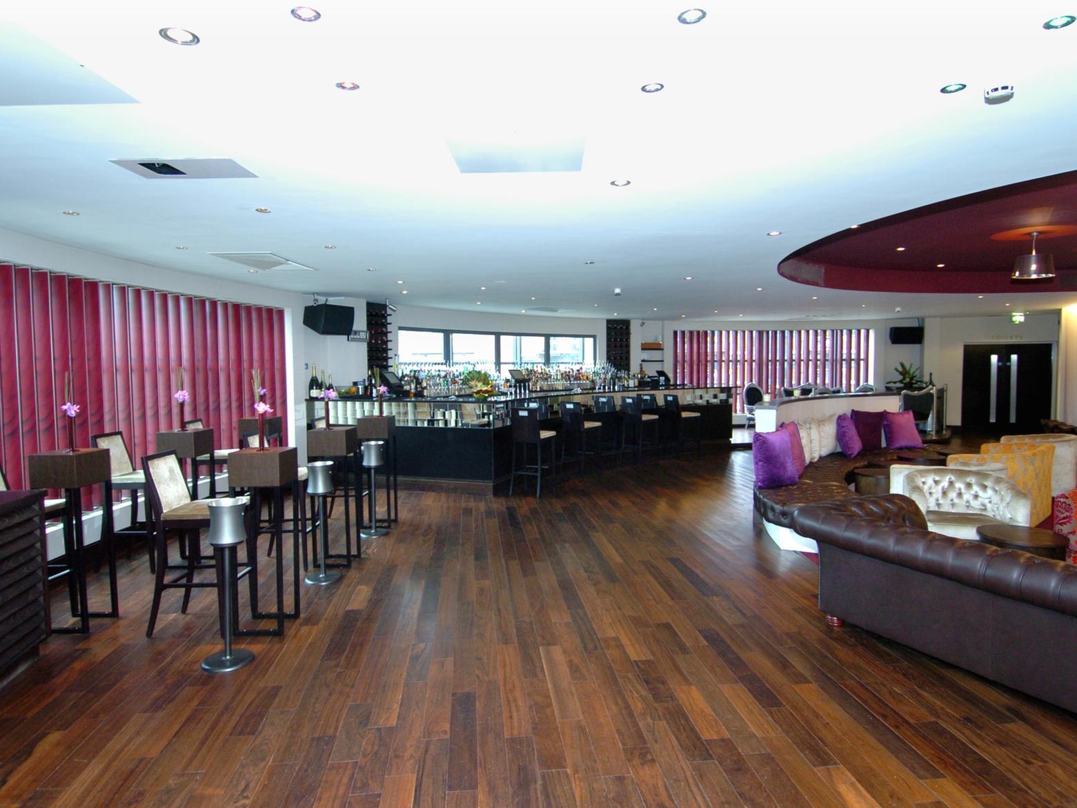 Step Inside Popular Leeds Nightspot Oracle When It First Opened In 2005